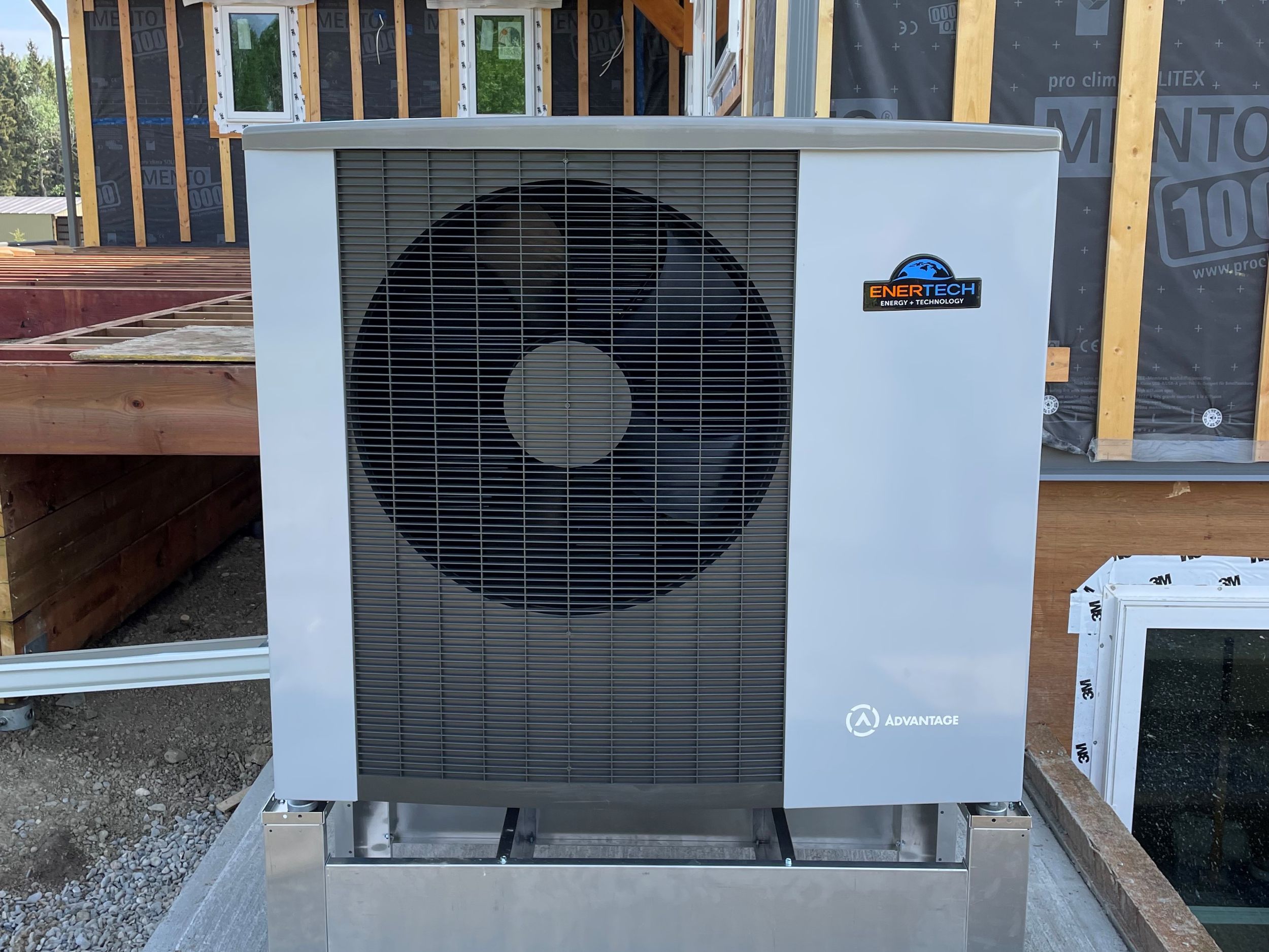 Heat Pumps for Commercial Buildings | Linear HVAC Solutions